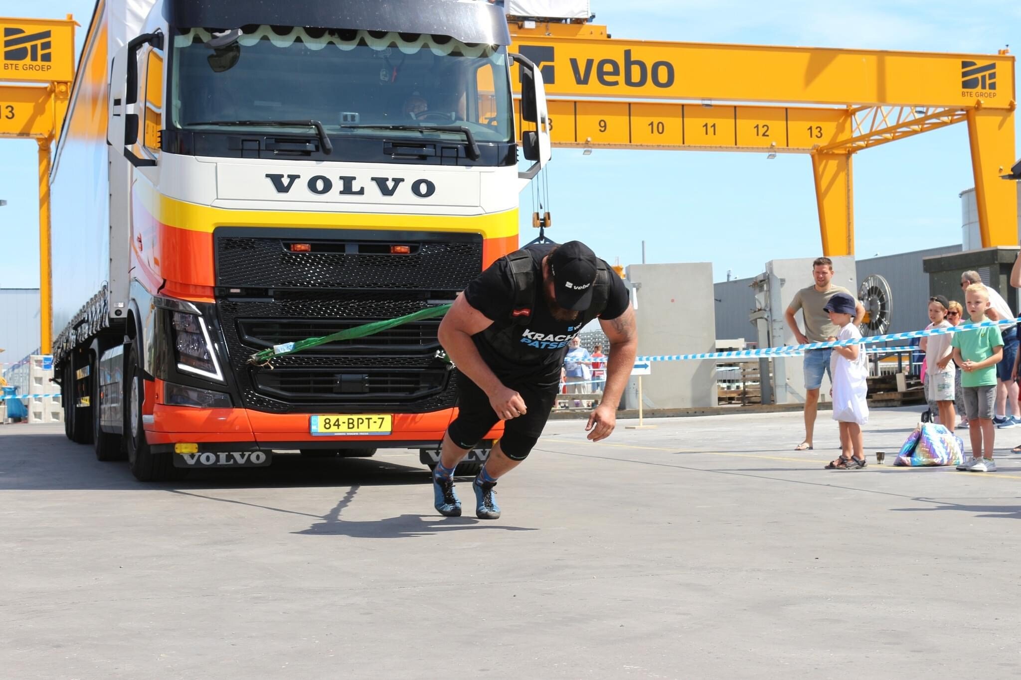 Werken bij Vebo en trainen gaan prima samen voor sterkste man Kevin ...